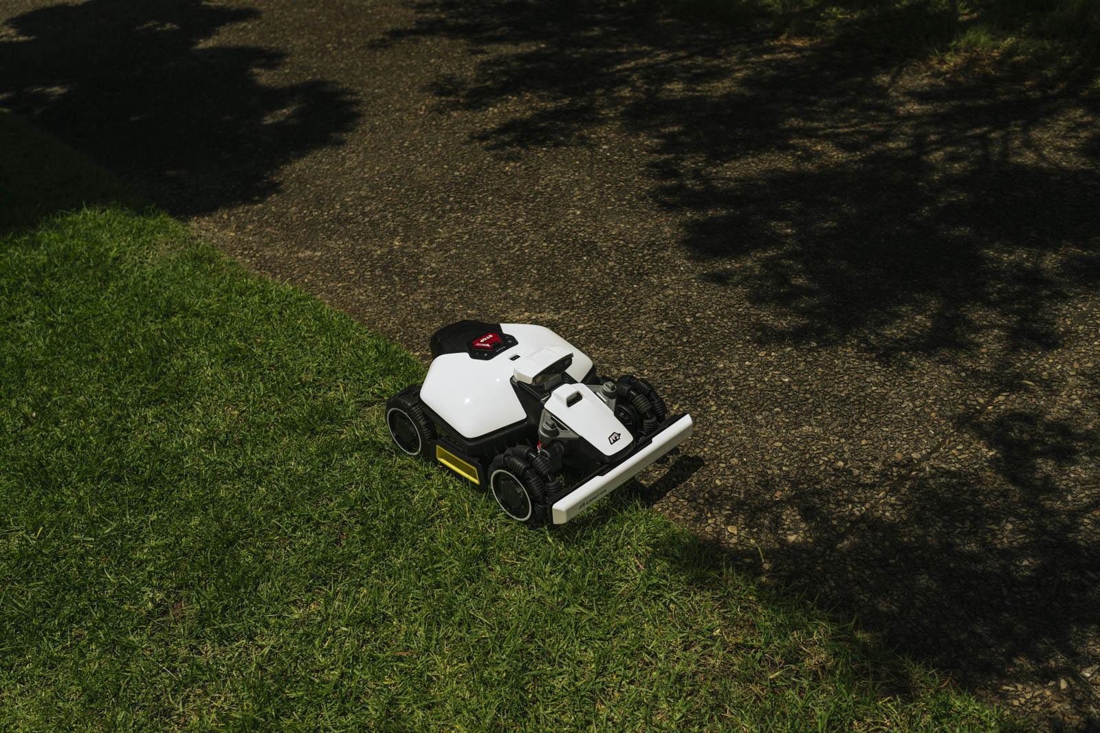 Mammotion Luba mini AWD 800 robotklipper